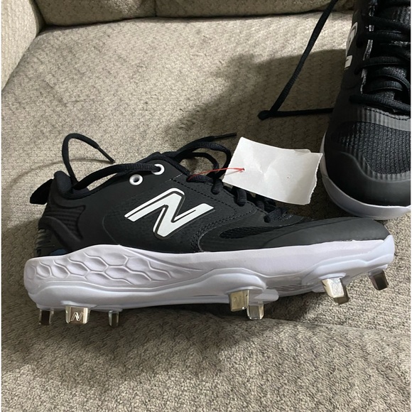 New Balance | Shoes | New Balance Fresh Foam X Velo V3 Metal Softball ...